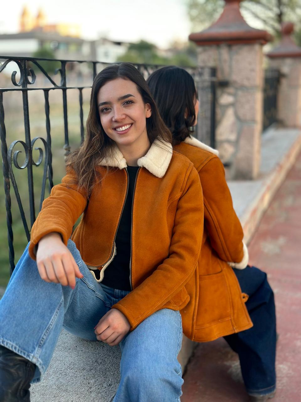 Iglu Gamuza Oro – Chamarras Chingonas!